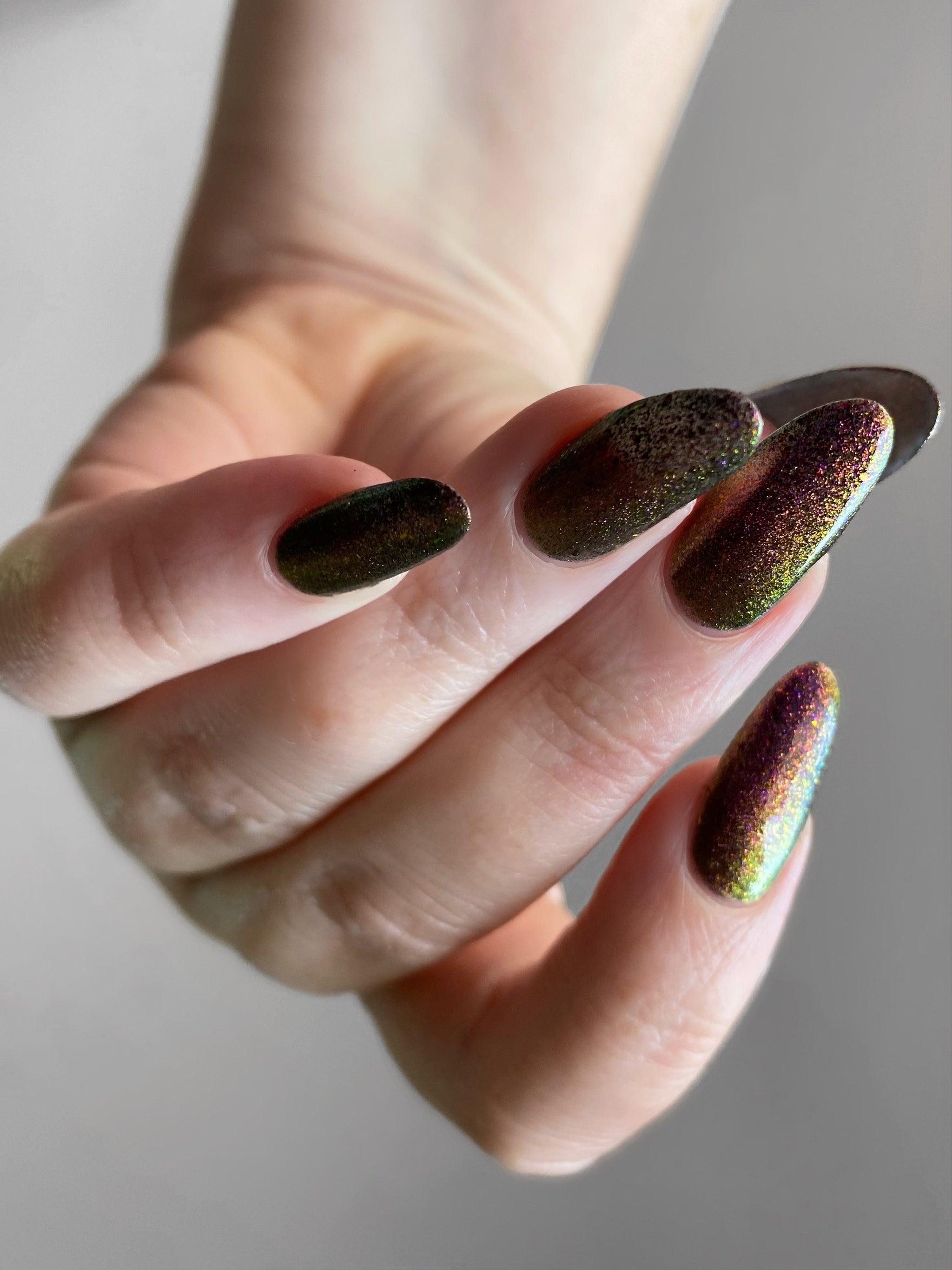 CASTING ASPERSIONS (magnetic) – Death Valley Nails