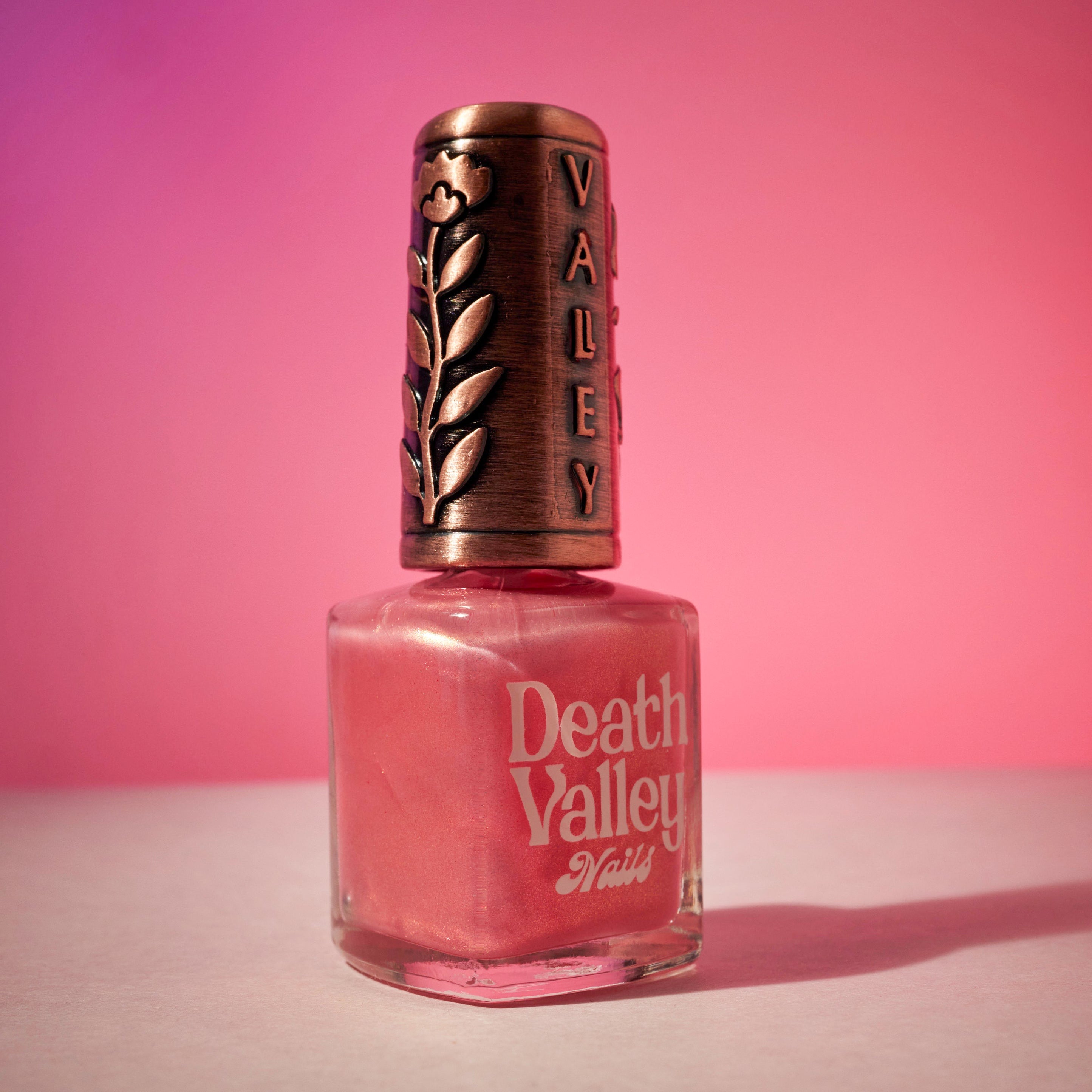 HEARTSTRINGS – Death Valley Nails