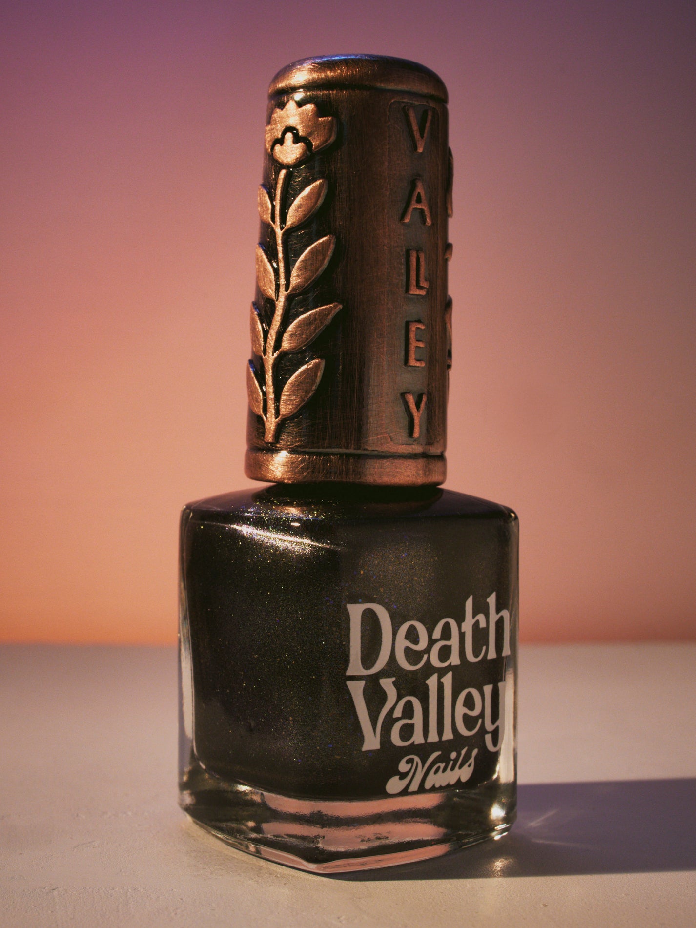THE PULP OF STARDUST (magnetic) – Death Valley Nails