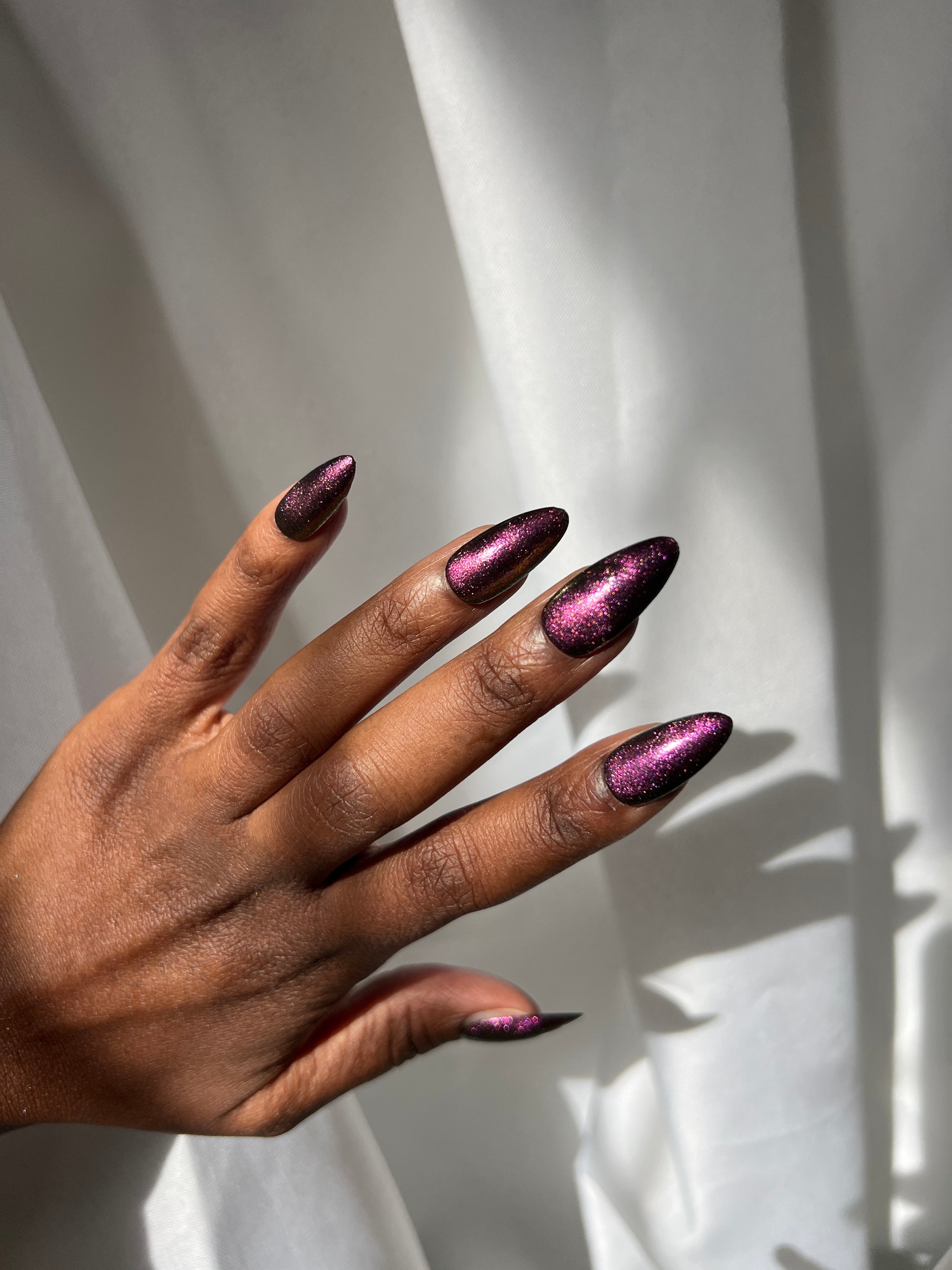CASTING ASPERSIONS (magnetic) – Death Valley Nails