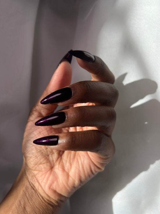 TWO RUMPS ON A CARVED STUMP – Death Valley Nails