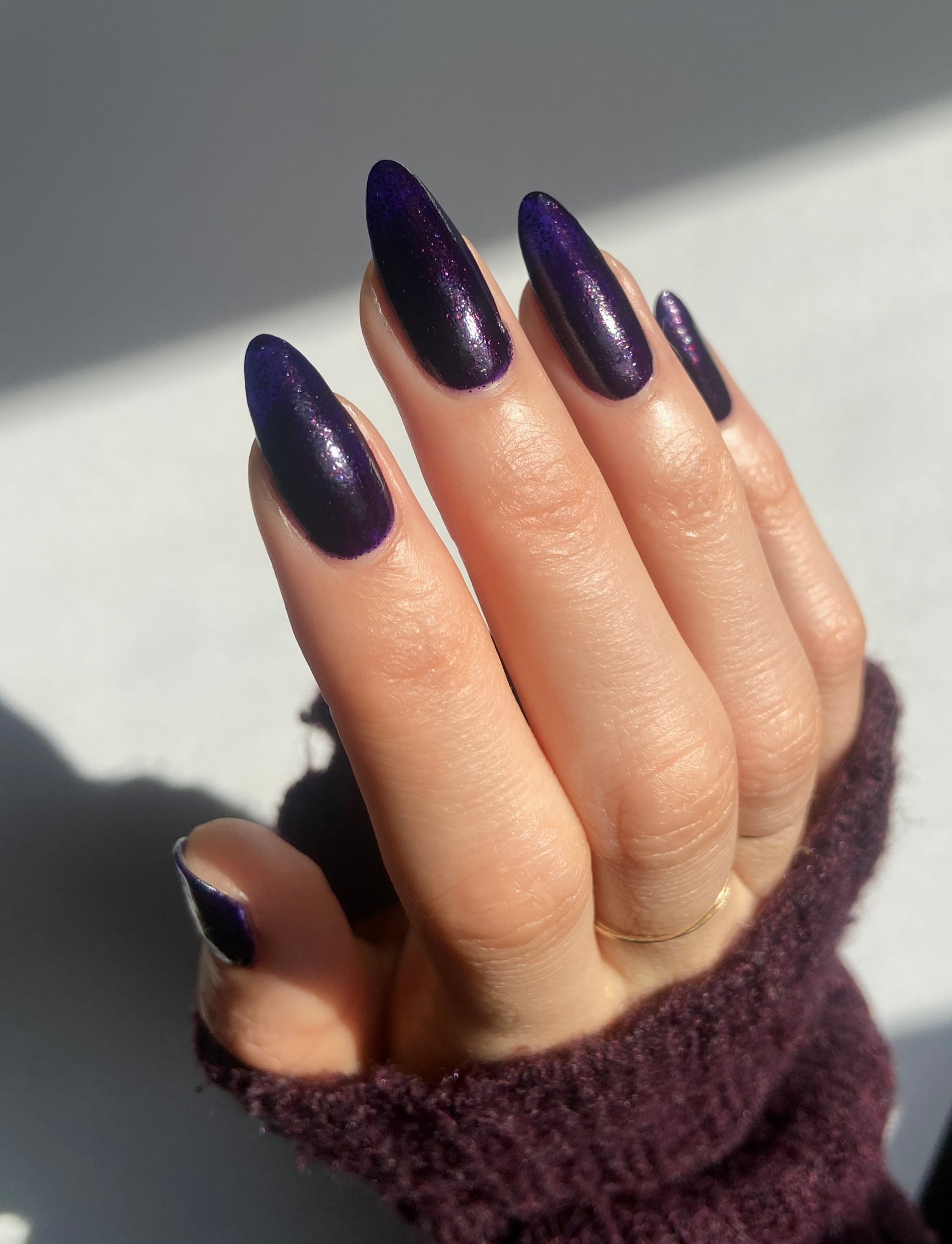 TWO RUMPS ON A CARVED STUMP – Death Valley Nails